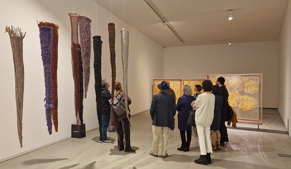Jornal T – Contextile prestou homenagem a artistas têxteis